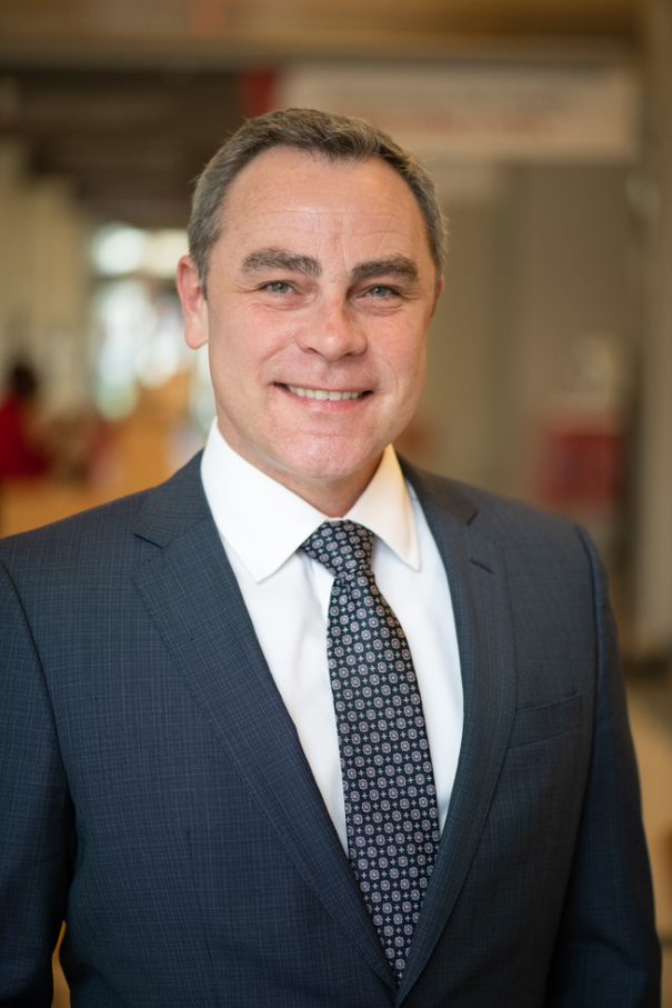 Gary Warburton, DDS, MD, FACS - UMB Experts Guide